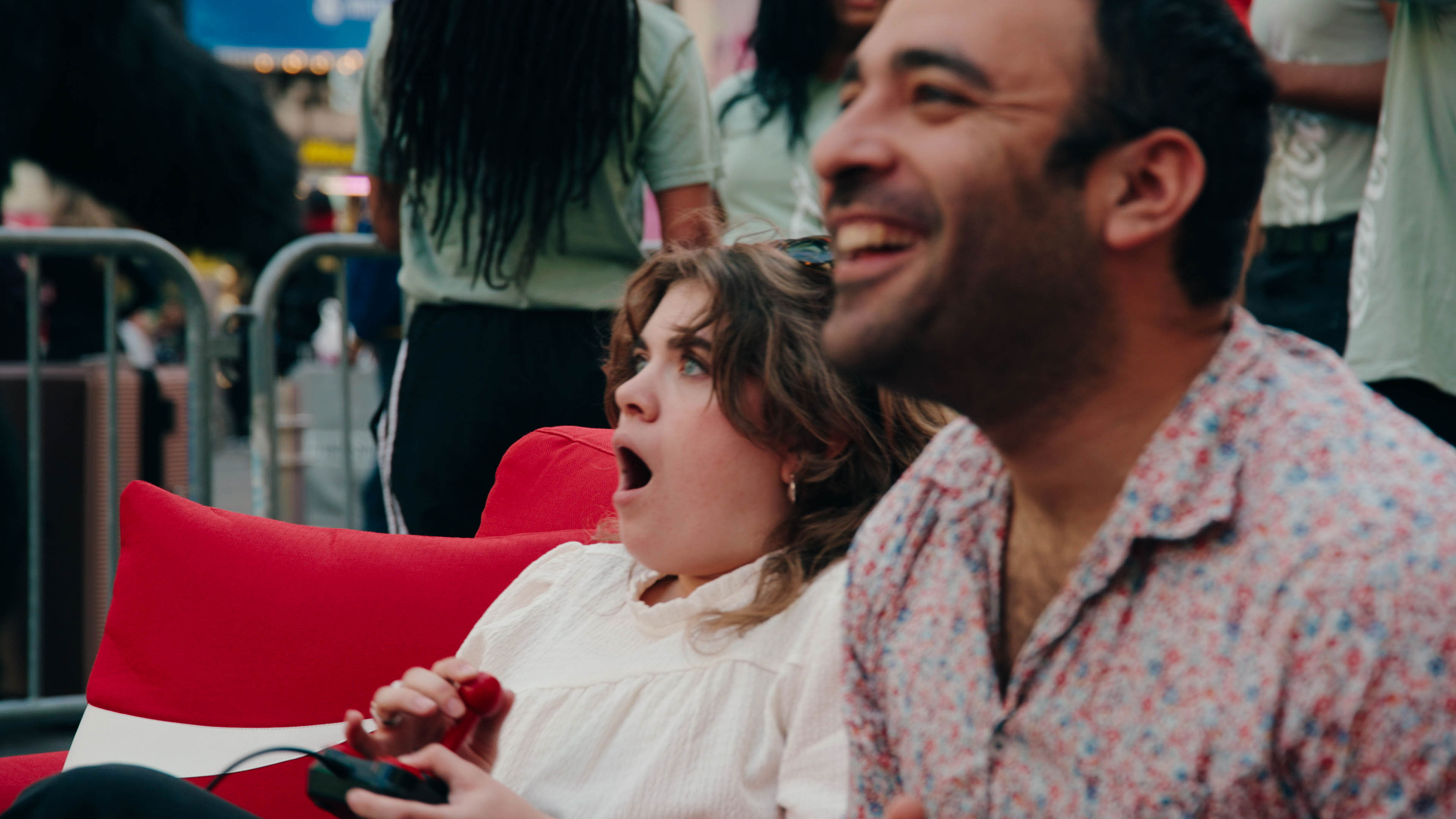 Coca-Cola created a Pong-like game for a Times Square billboard | Ad ...