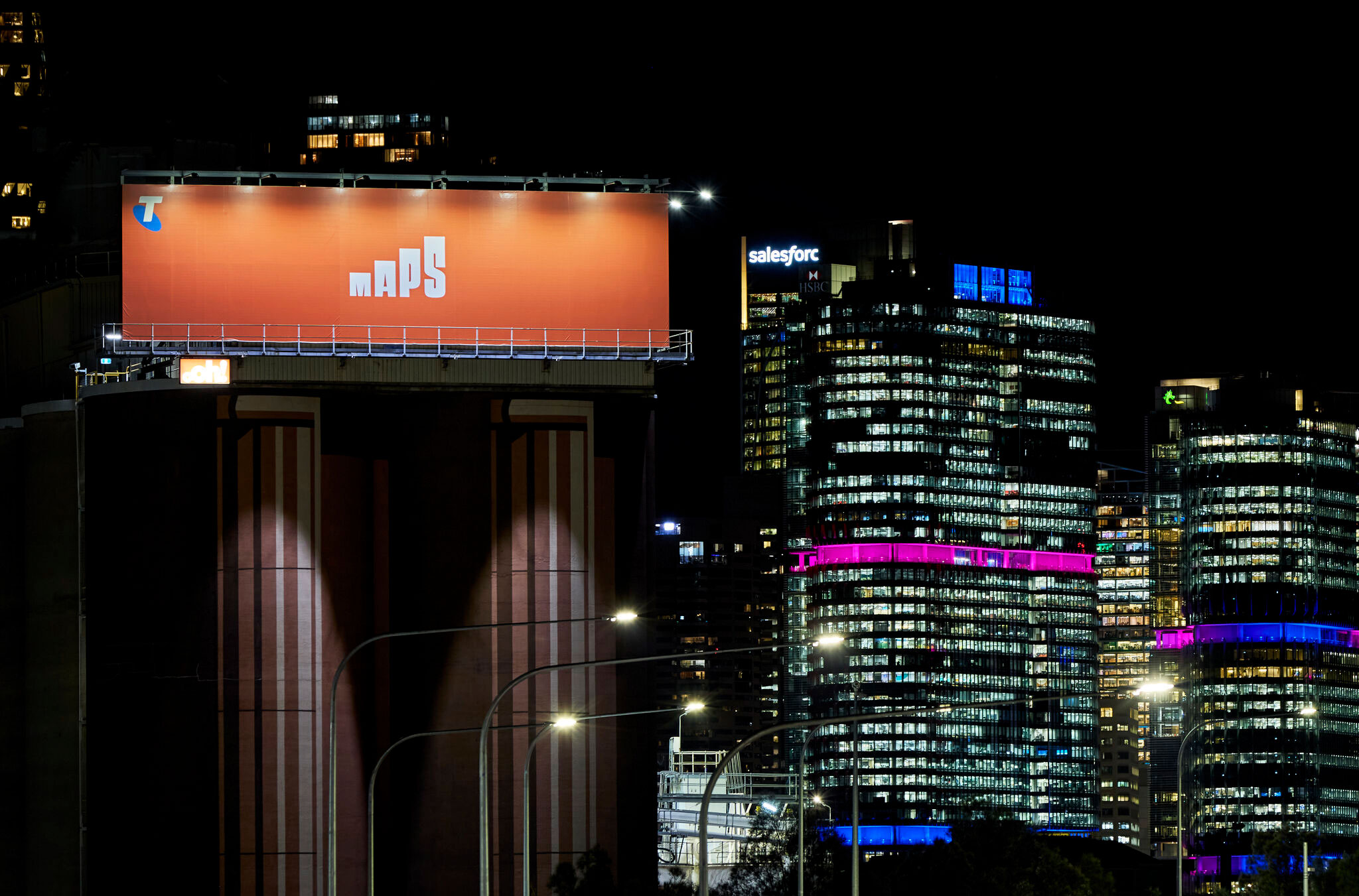 Telco’s simply striking outdoor ads use four bars as typography | Ad ...