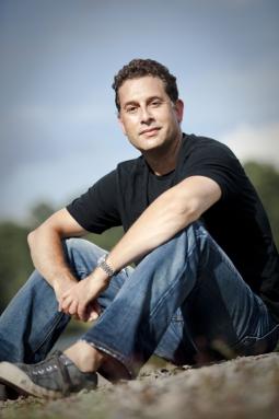 Organic Valley CMO Lewis Goldstein Took a Pay Cut to Work on a Farm ...