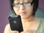 Female IPhone Users More Likely to Tune Out Mobile Advertising | Ad Age