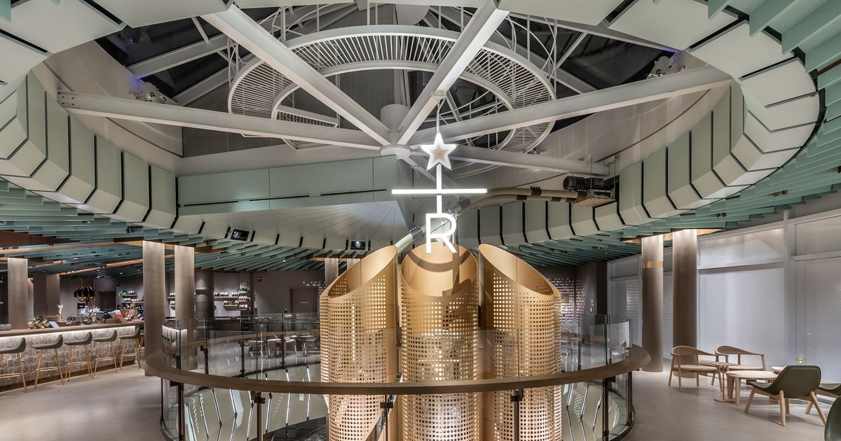 Inside Chicago's new Starbucks Reserve Roastery | Ad Age