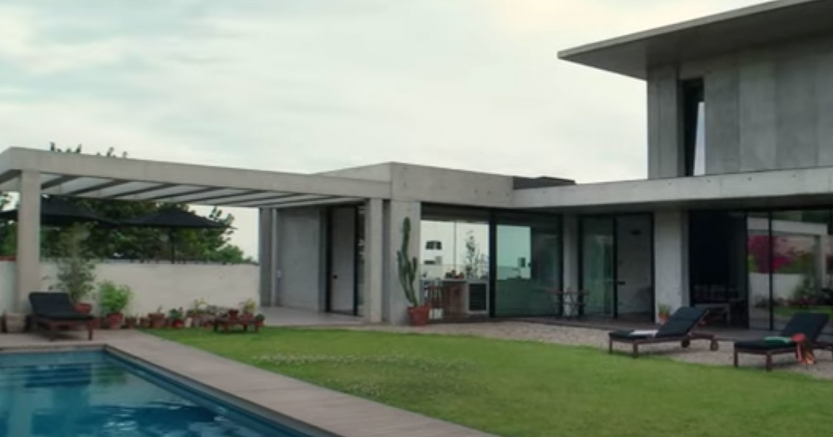 New commercials: Vrbo, Progressive, Hilton, Heinz Ketchup, State Farm ...