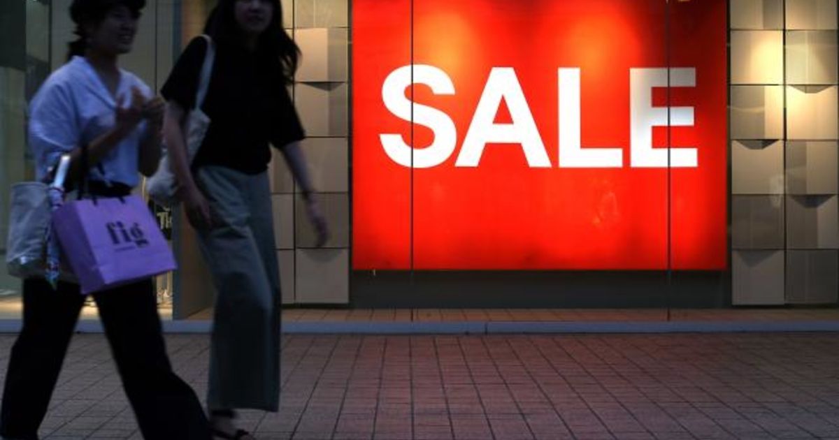 If Retail Is Dying, Why Is Money Pouring Into Malls? | Ad Age