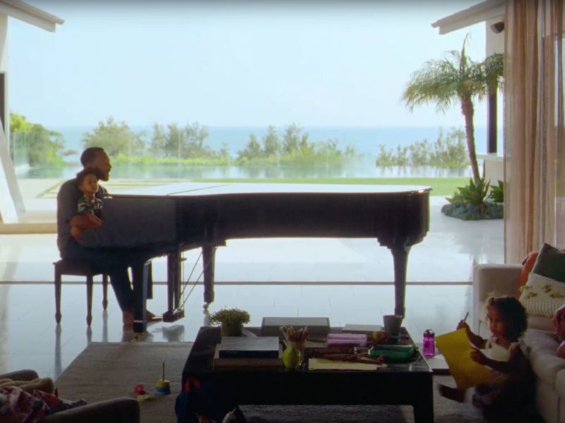 Watch the newest commercials from Nintendo, Vrbo, Skillshare and more ...