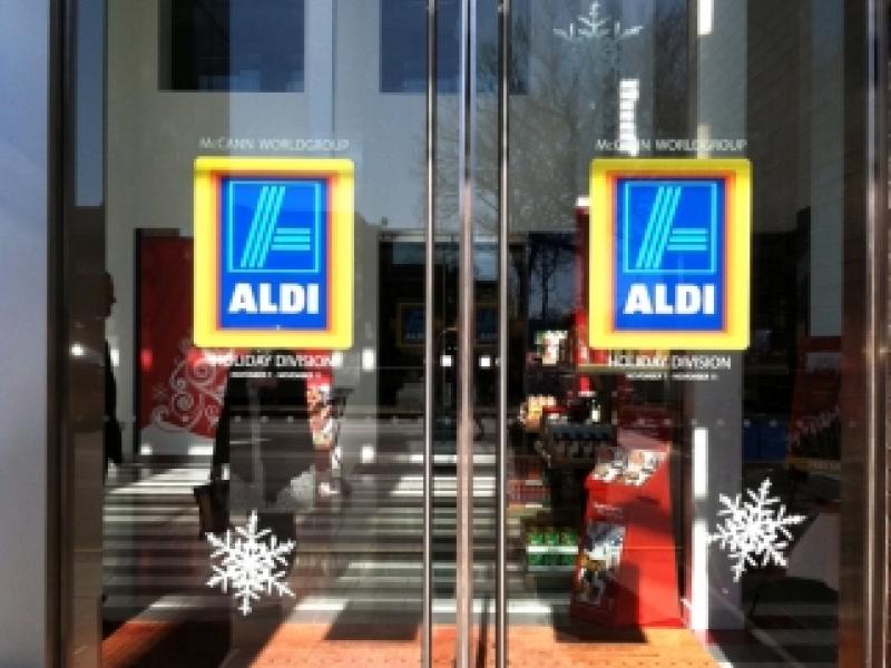Aldi : Lobby Store - Lobby Doors | Ad Age