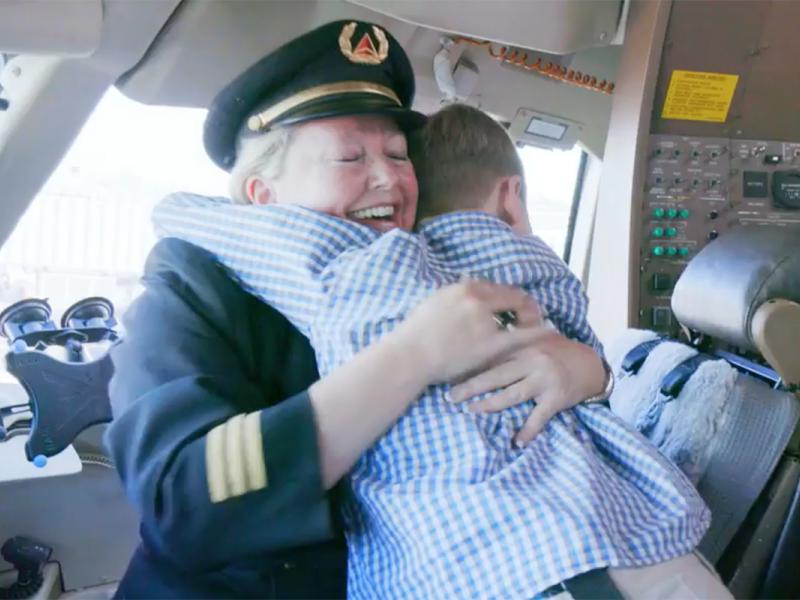 Delta Kids Surprise Their Moms in Airline's Heartwarming Mother's Day ...