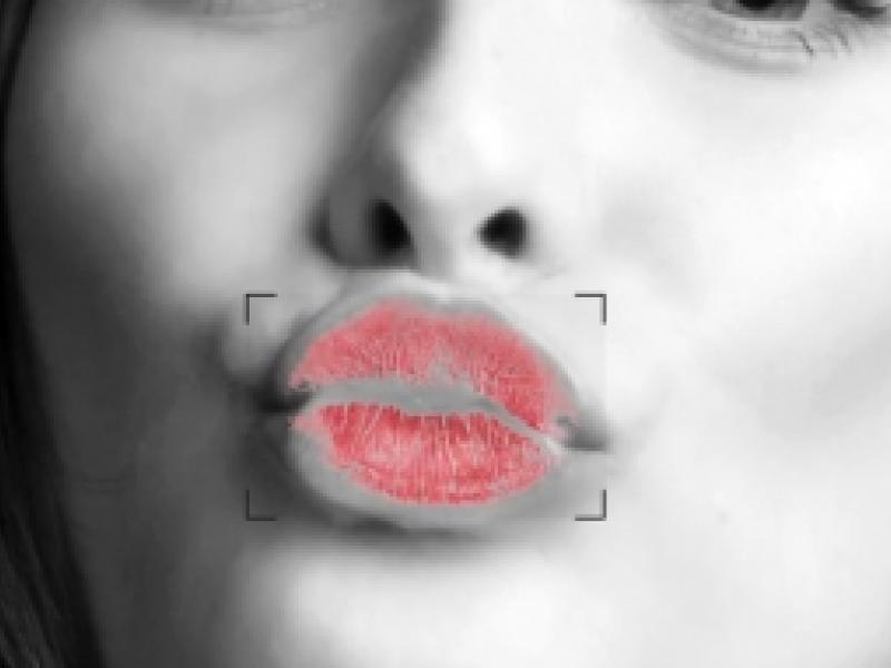 Send A Burberry-Lipsticked Kiss | Ad Age