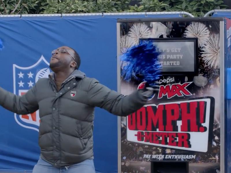 Pepsi Max's NFL Vending Machine Asks Brits to Show American-Style ...