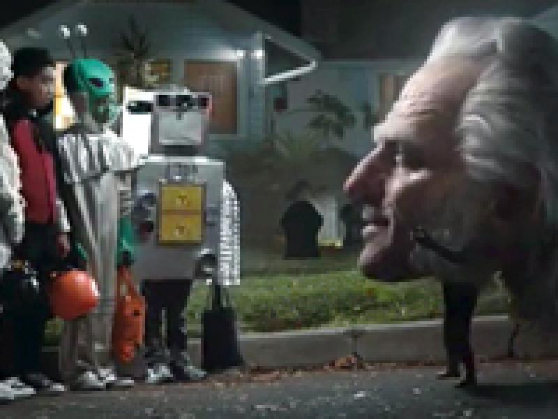 Snickers : Horseless Headsman | Ad Age