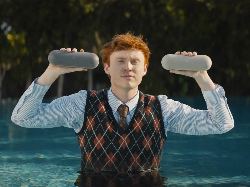 Ben Marshall is Kim Kardashian’s devoted Beats Pill assistant in brand ...