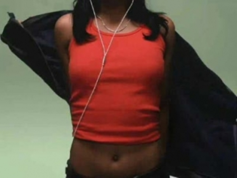 Apple iPod Shuffle : Clip | Ad Age