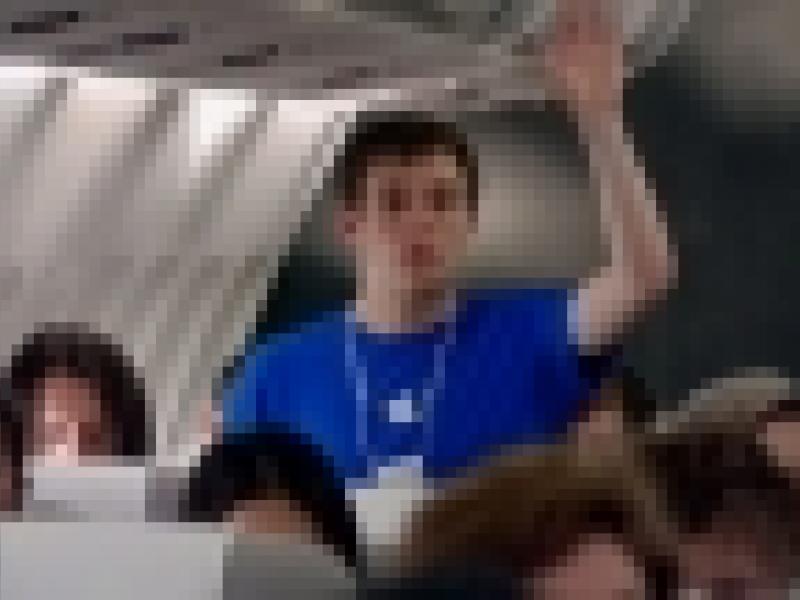 Seven Things to Know About Josh Rabinowitz, Star of Apple's Genius Bar ...