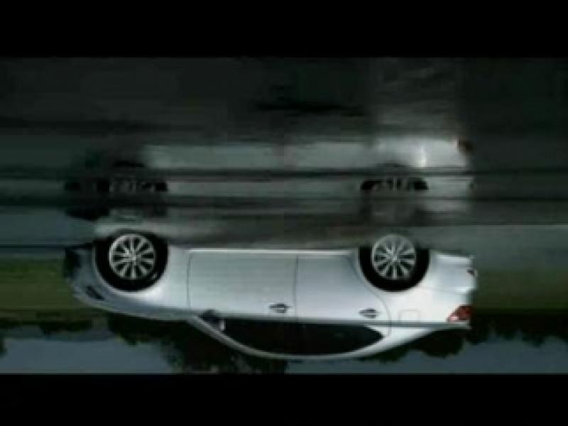 Lexus : Split Screen | Ad Age