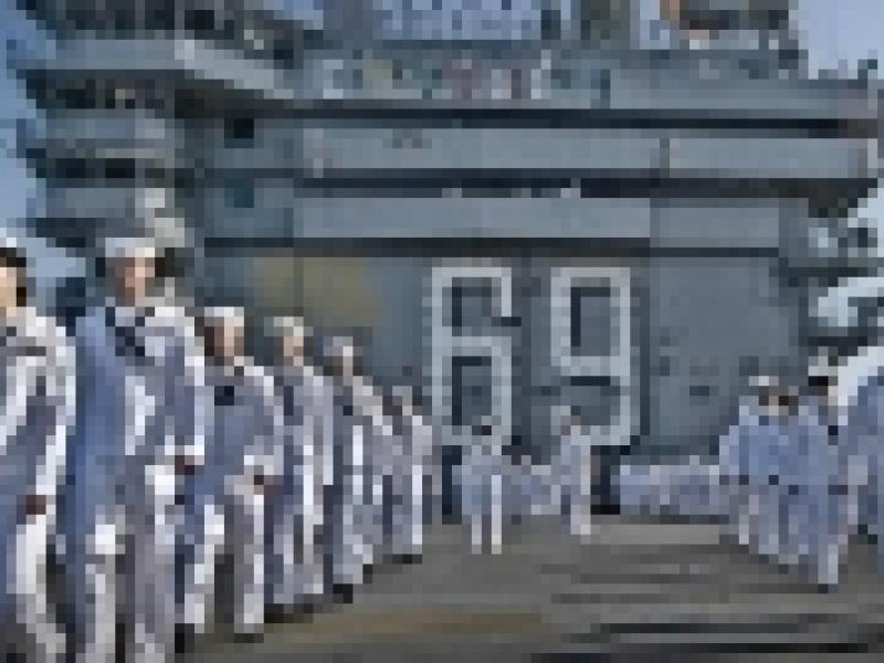 Navy and Marine Corps Ready Ad Agency Reviews for 2014 | Ad Age