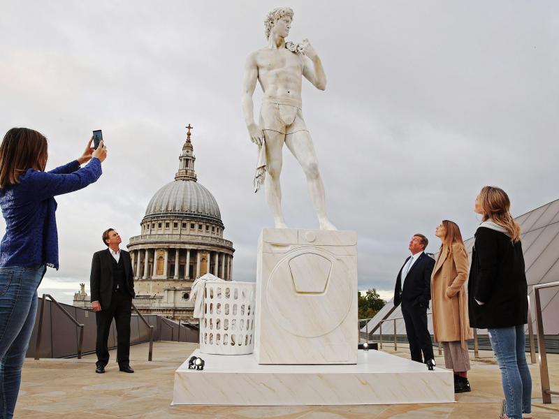 Samsung recreates iconic sculptures David and The Thinker as household ...