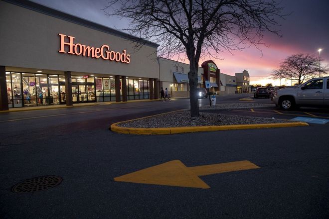 HomeGoods, after opening 820 stores, finally launches a website | Ad ...