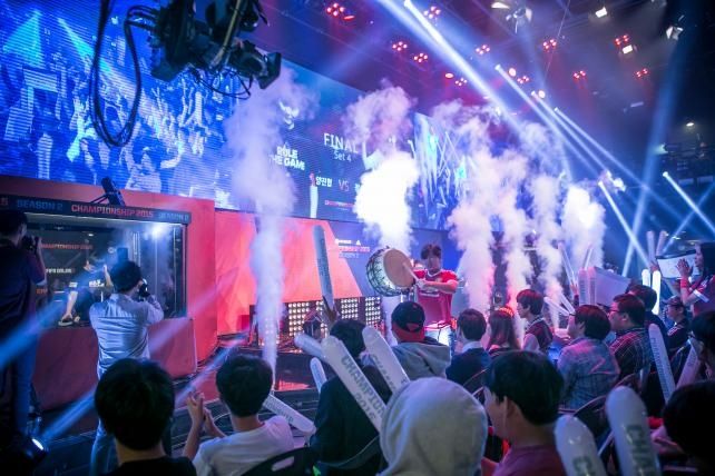 Activision Forms Esports Unit in Bet You Want to Watch People Play ...