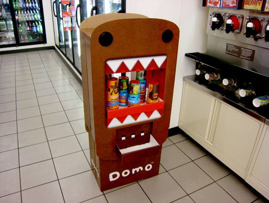 7-Eleven : Domo Candy Display | Ad Age
