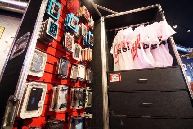 Virgin Mobile : Flagship Store 5 | Ad Age