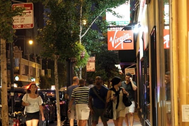 Virgin Mobile : Flagship Store 6 | Ad Age