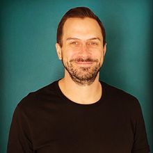 Colin Ayres | Ad Age